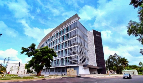 Các yếu tố ảnh hưởng đến hiệu quả hoạt động của đơn vị truyền thông tại Trường Đại học Cần Thơ ...